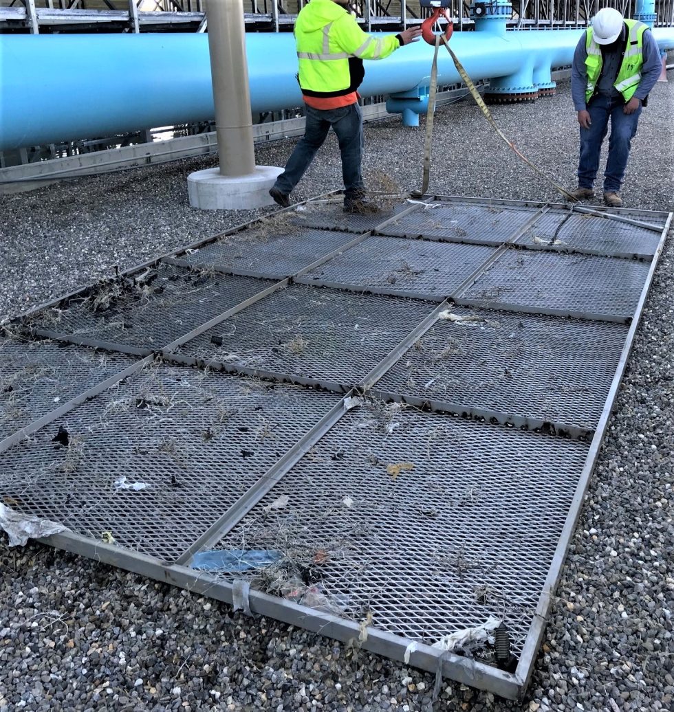 Traveling Water Screens vs. Traditional Stationary Water Screens ...