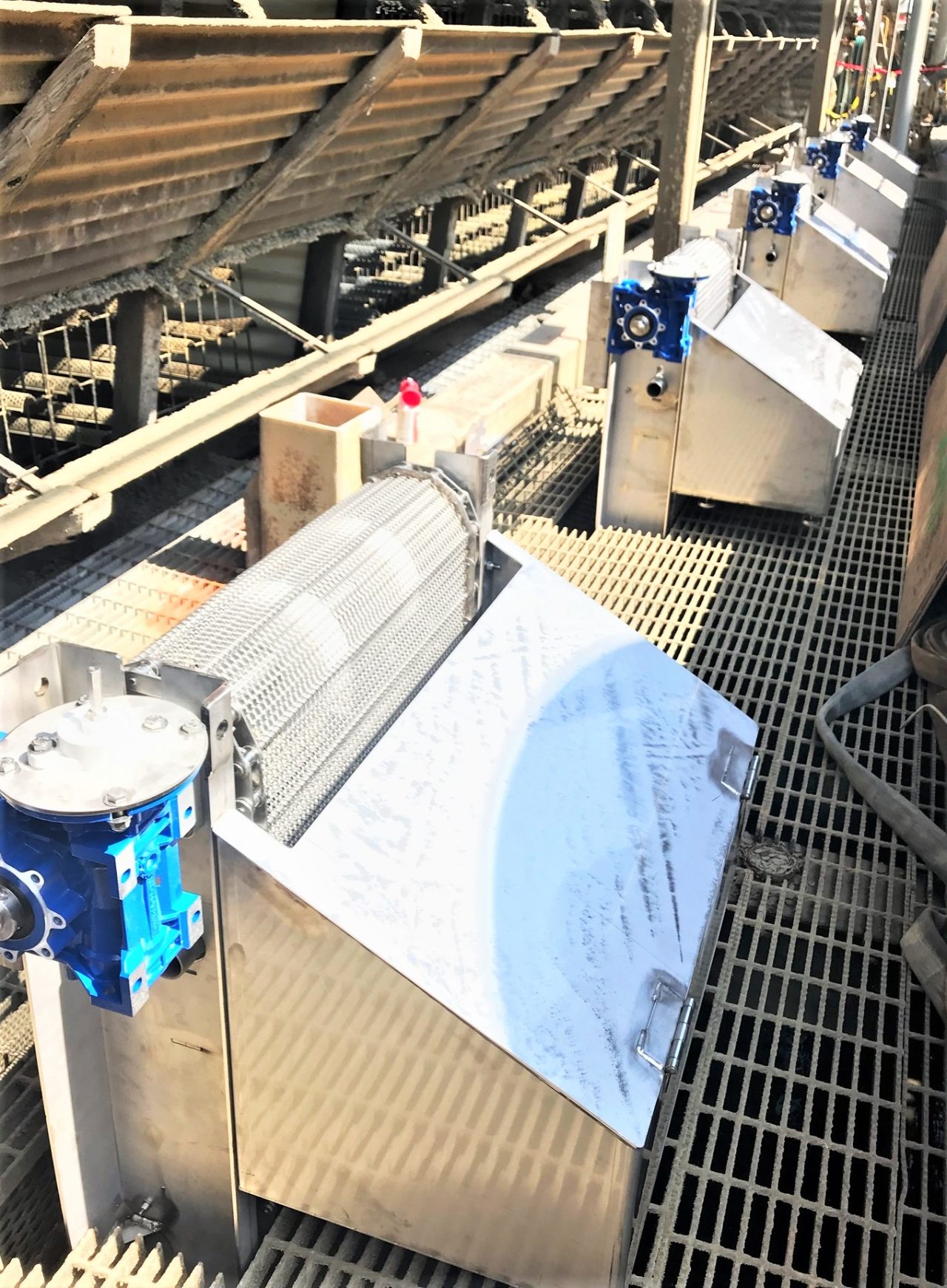 Traveling Water Screens | Water Screen Systems